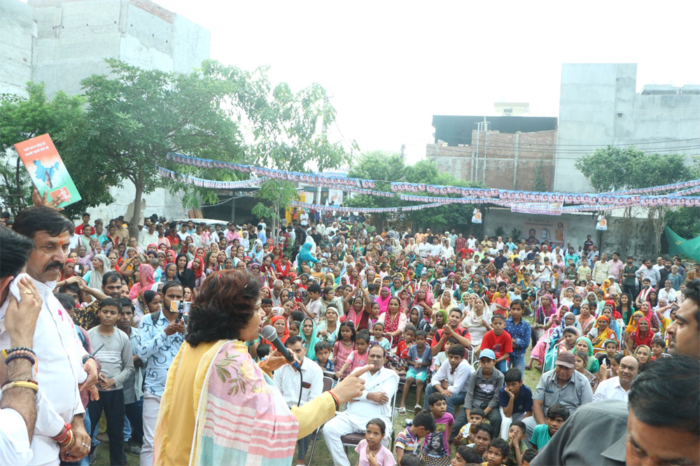 शारदा राठौर का चुनावी अभियान बना जन आंदोलन, कोई प्रतिद्वंदी दौड़ में ...